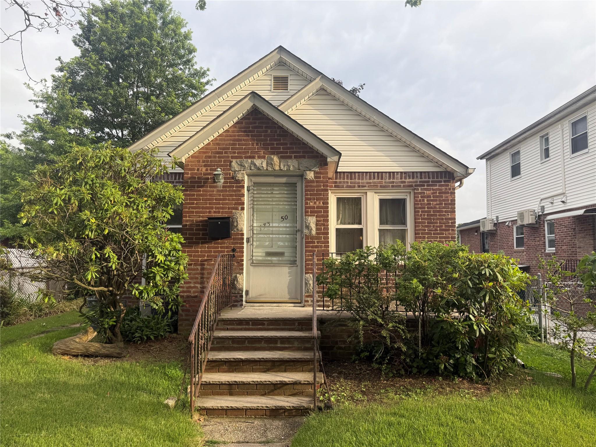 173-50 Fairchild Avenue | Compass