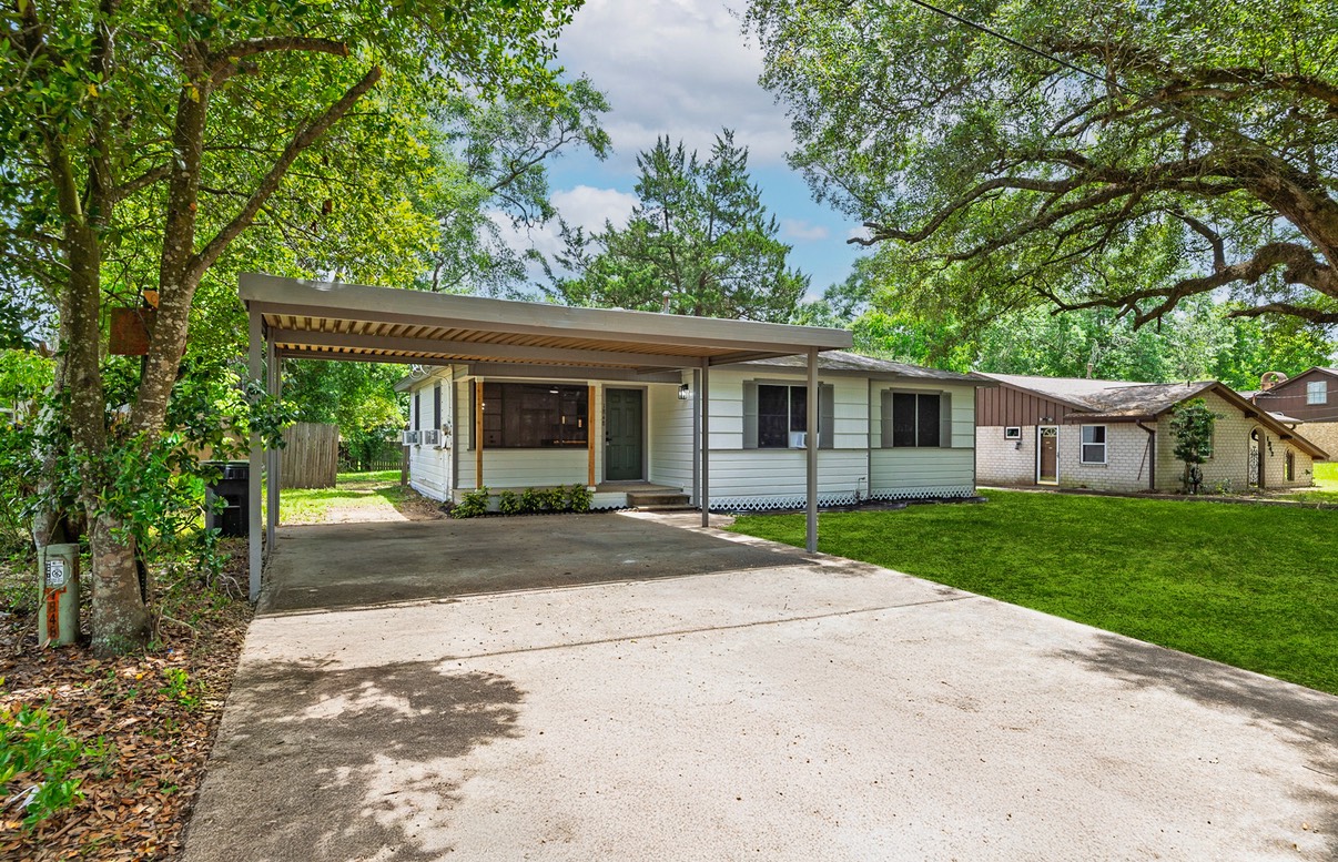 1848 Kipling St, Liberty, TX 77575 | MLS #45271971 | Compass