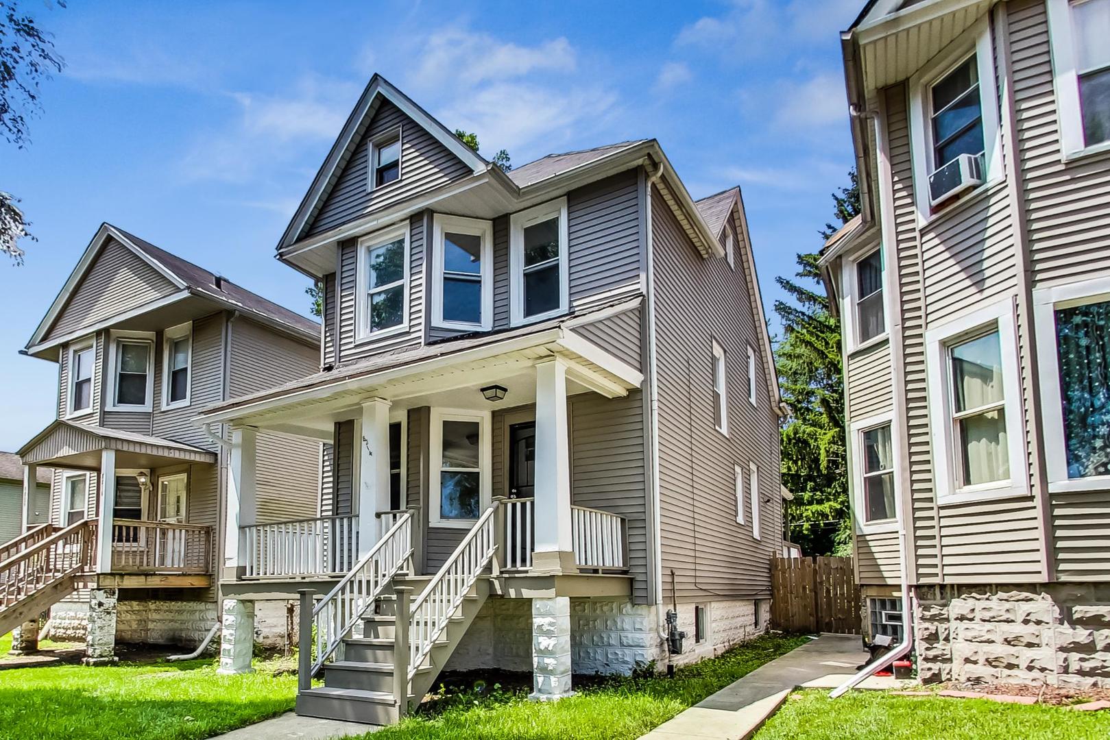 8214 South East End Avenue, Chicago, IL 60617 | Compass