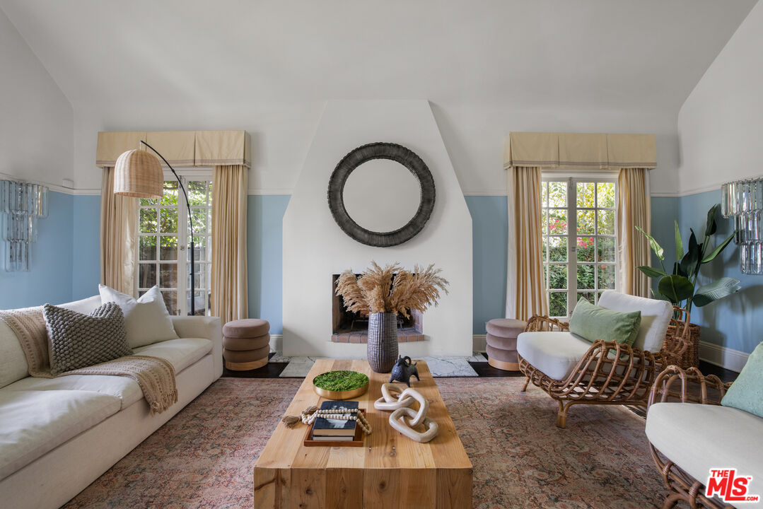 Miranda Otto List West Hollywood Home $2.75M | The Internet's largest ...