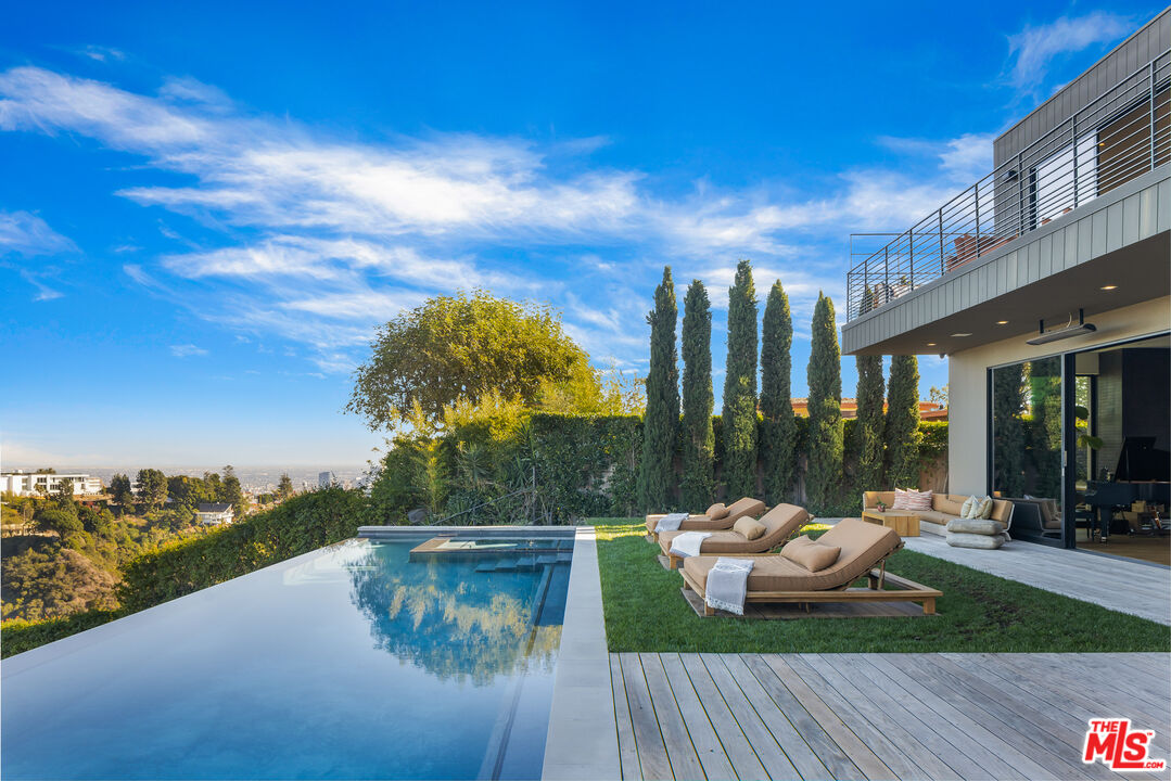 1030 Somera Rd, Los Angeles, CA 90077 | MLS #25537777 | Compass