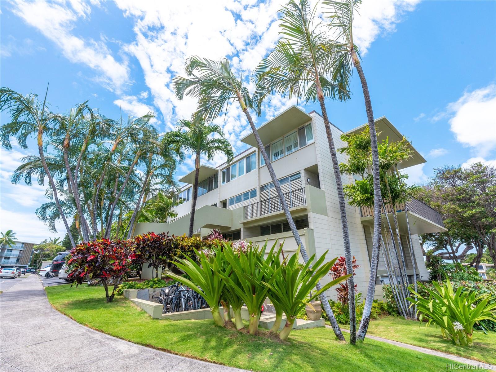 3030 Pualei Circle, Unit 318, Honolulu, HI 96815 | Compass