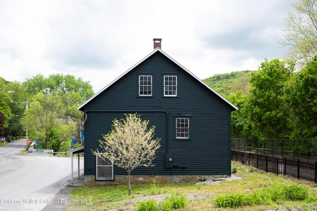 Upstate Curious Team at Compass, Real Estate Agents - Compass