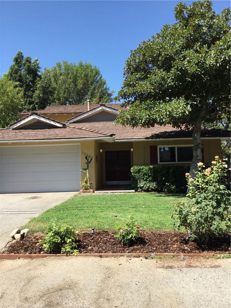 12607 Kling Street, Studio City, CA 91604 | MLS #SR25035189 | Compass