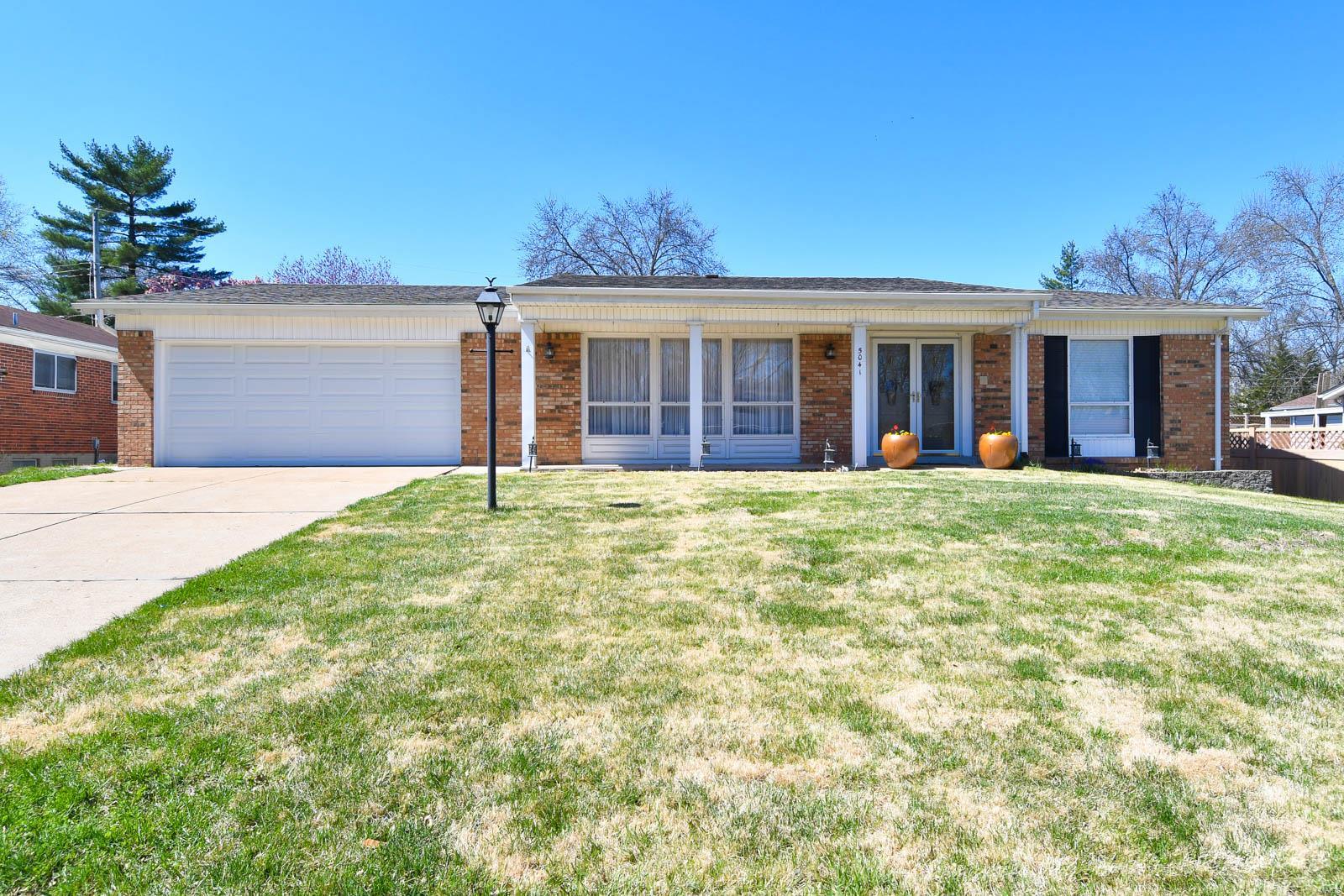 5041 Heathfield Drive, St. Louis, MO 63128 | Compass