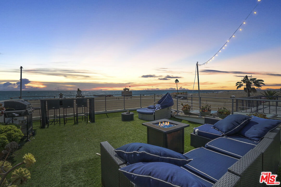 6955 Trolleyway South, Playa del Rey, CA 90293 | Compass