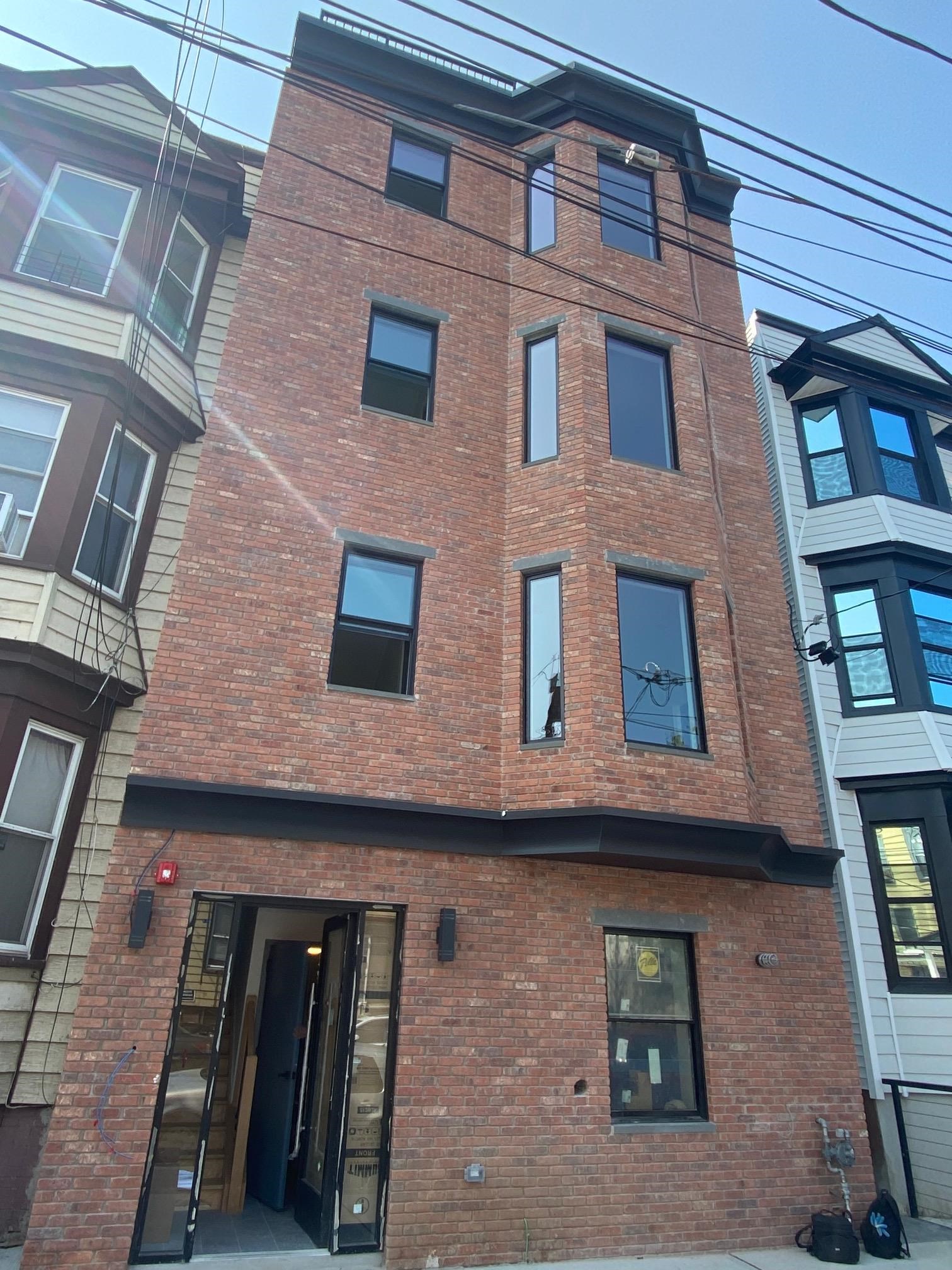 41 Thorne Street, Unit 3, Jersey City, NJ 07307 | Compass