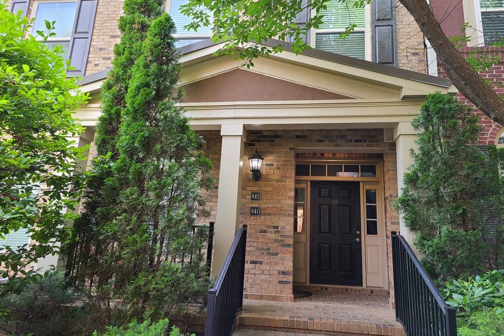 942 Perimeter Walk, Dunwoody, GA 30338 | Compass