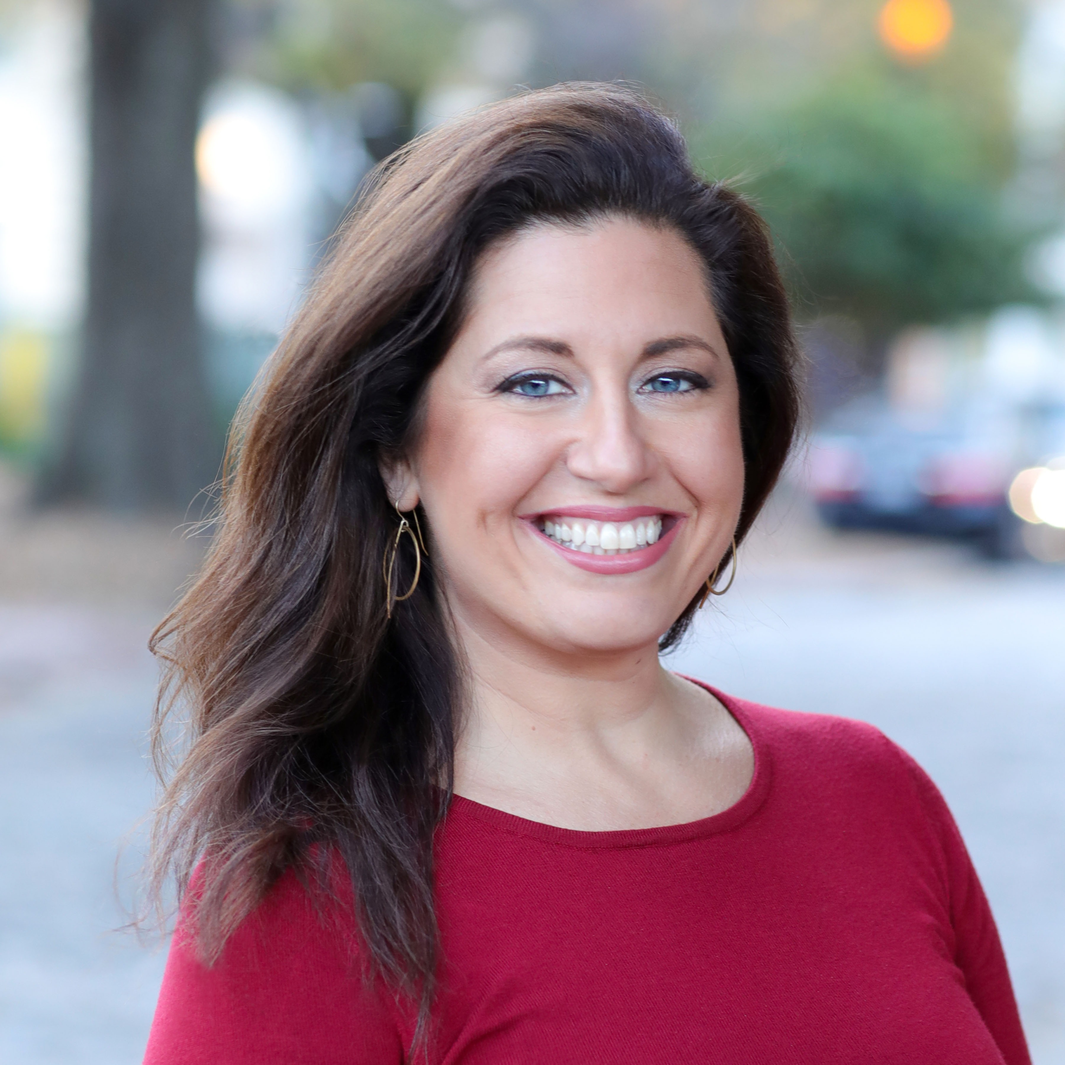 Holly Louise, Real Estate Agent - Compass