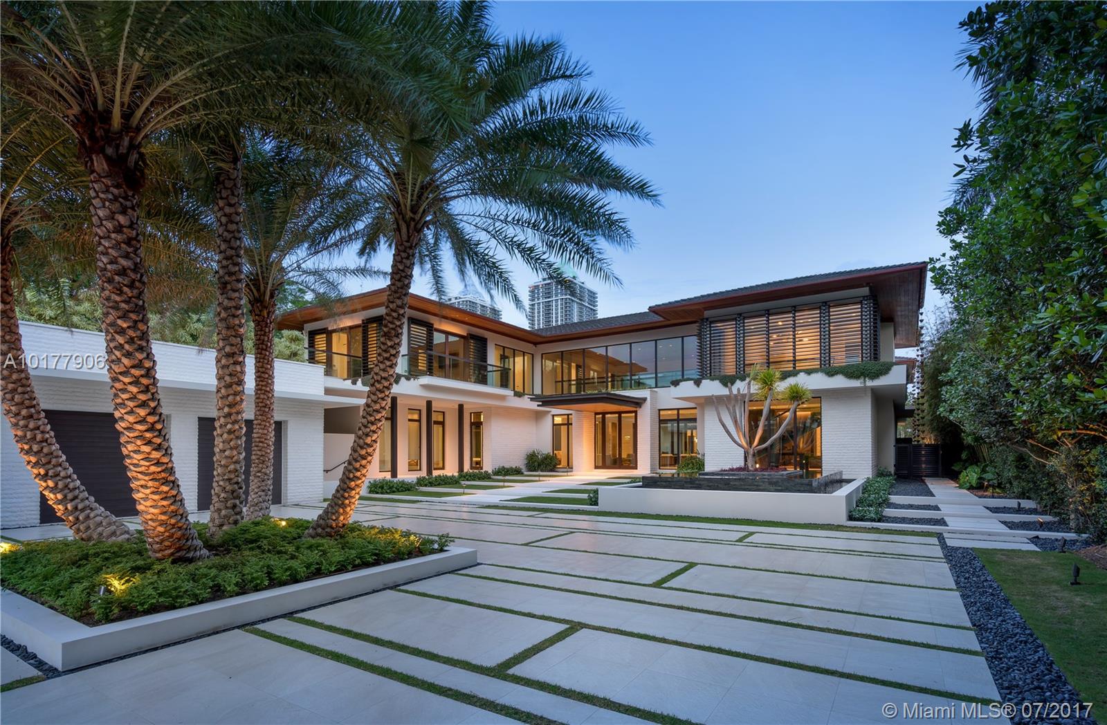 4609 Pine Tree Dr, Miami Beach, FL 33140 | MLS #A10177906 | Compass