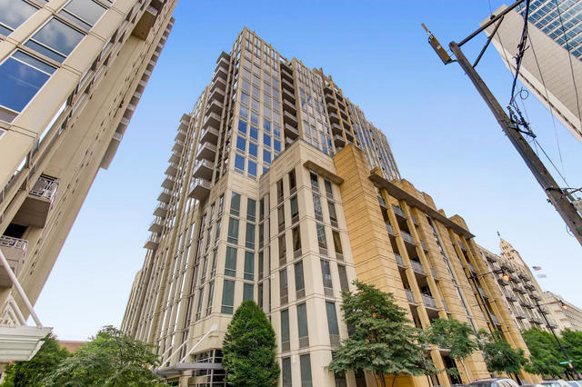 720 N Larrabee St in Chicago, IL | Compass
