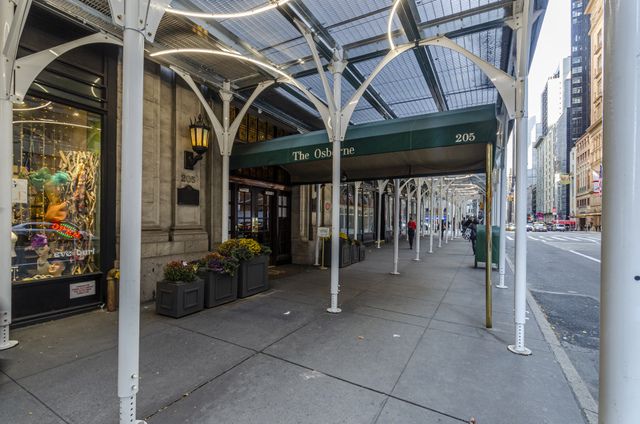 The Osborne at 205 W 57th St - Manhattan, NY | Compass