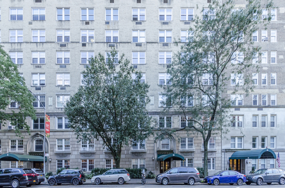 6 W 77th St in Manhattan, NY | Compass