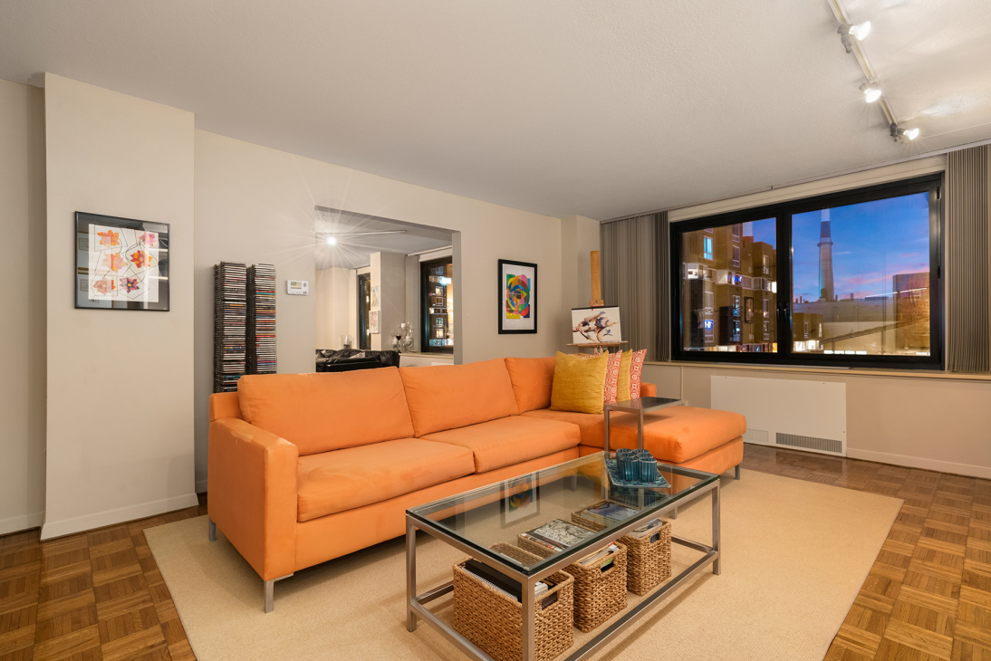 531 Main Street, Unit 1003 | Compass