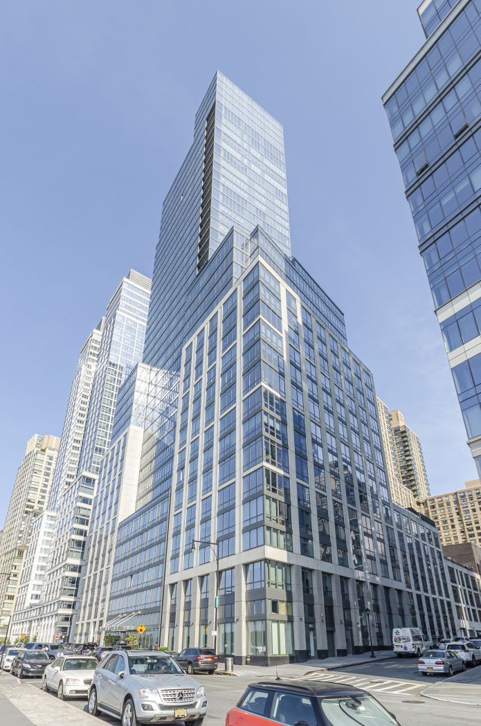The Aldyn at 60 Riverside Blvd - Manhattan, NY | Compass