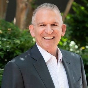 Joe Cutrufelli, Real Estate Agent - Compass