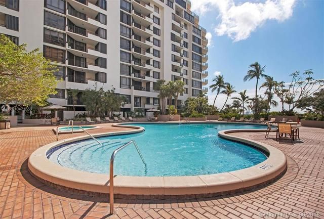 Brickell Key One at 520 Brickell Key Dr - Miami, FL | Compass