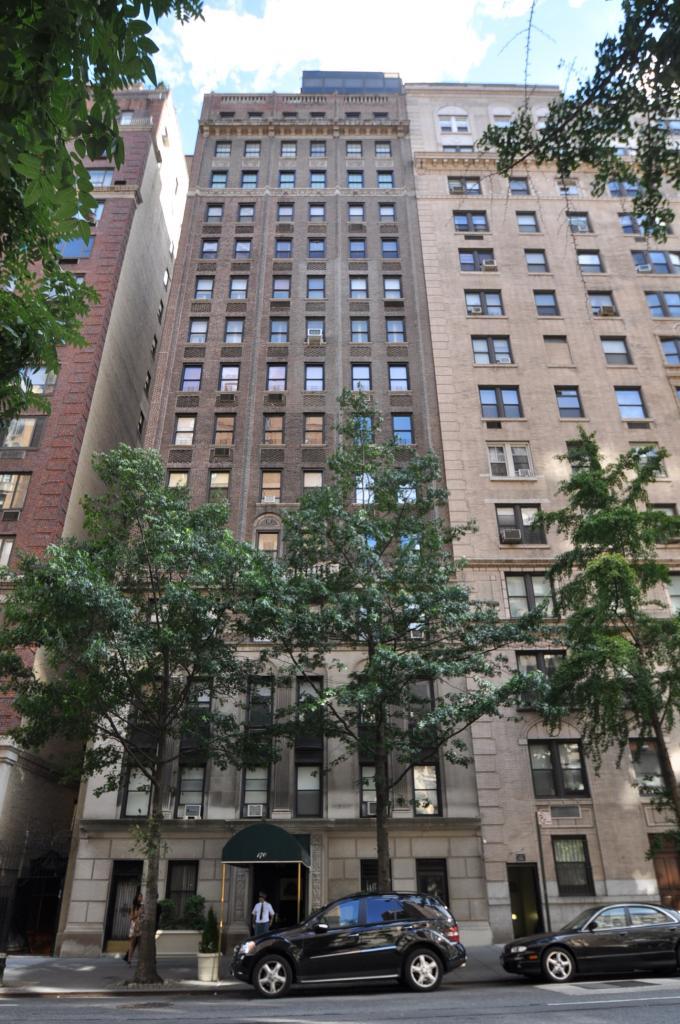 Diamond House at 170 E 79th St - Manhattan, NY | Compass
