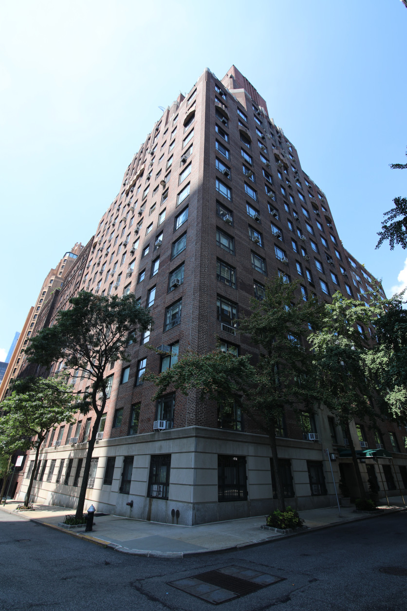2 Beekman Pl in Manhattan, NY | Compass