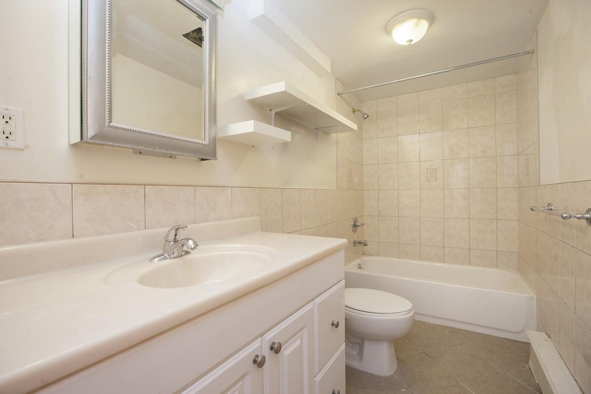 132 Java Street, Unit 1, Brooklyn, NY 11222 | Compass