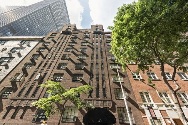 140 E 40th St in Manhattan, NY | Compass