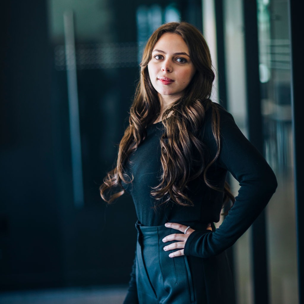 Amy Hames, Real Estate Agent - Compass