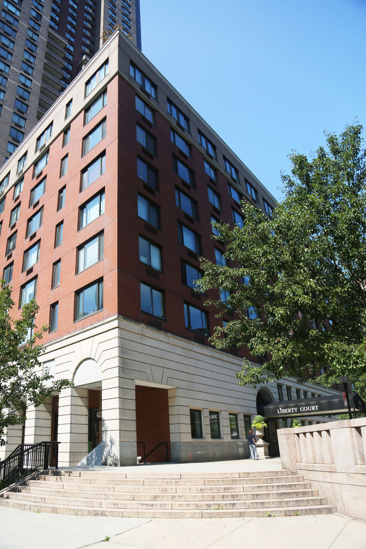 Liberty Court at 200 Rector Pl - Manhattan, NY | Compass